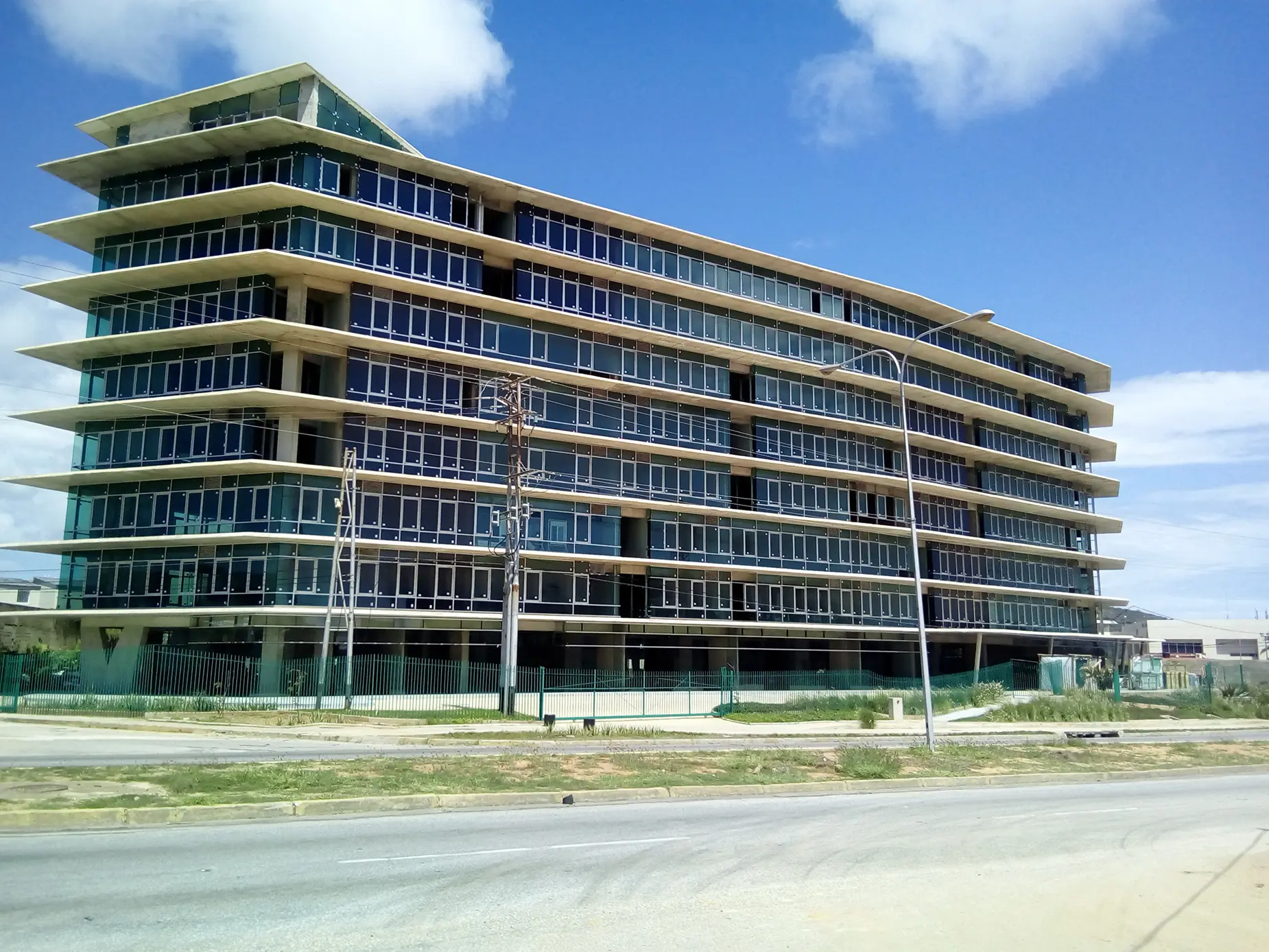 EDIFICIO VECTOR VERDE – ODA